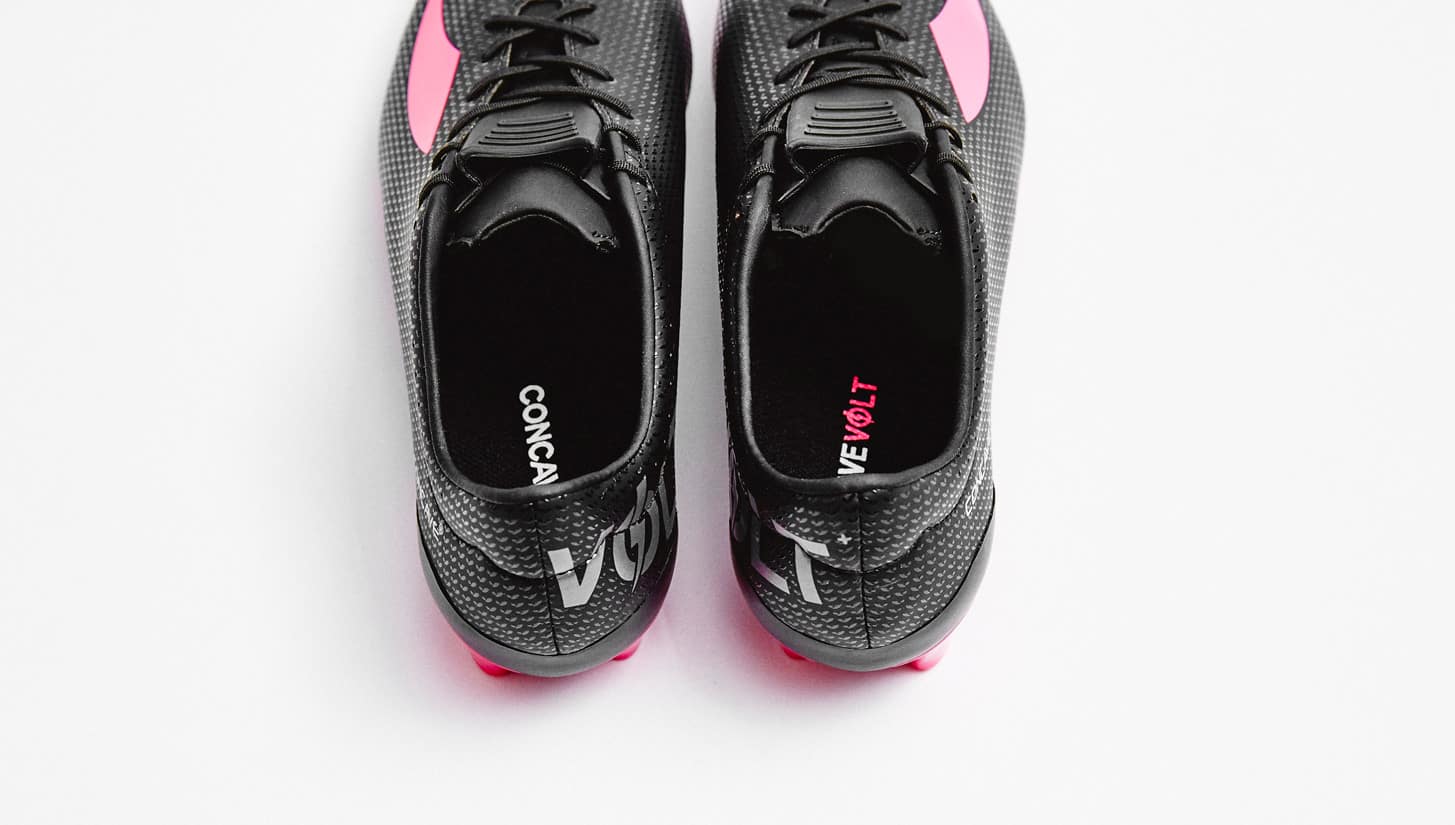 Concave Football lance la Volt+