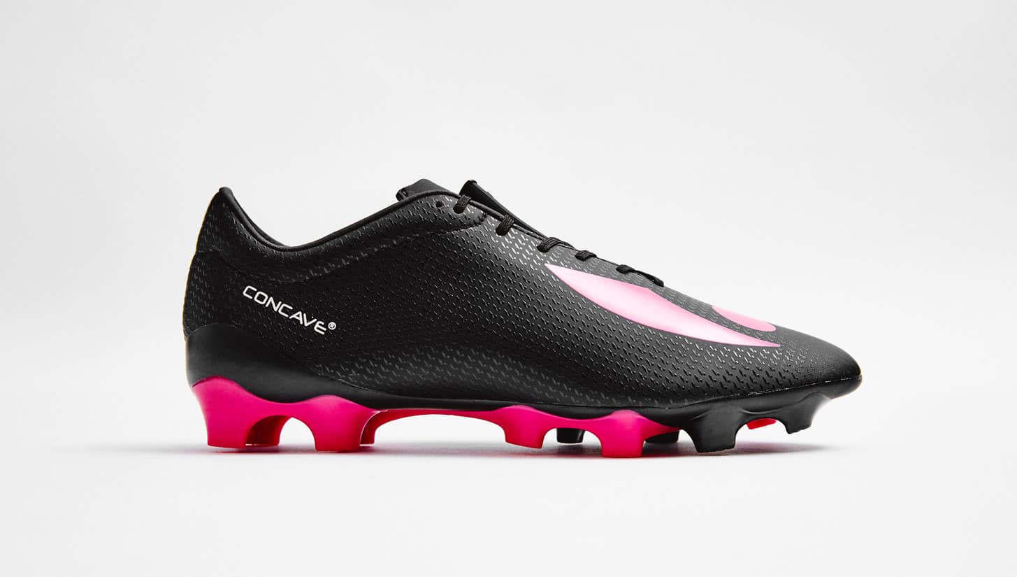 Concave Football lance la Volt+
