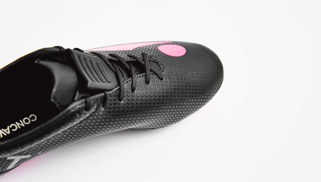 Concave Football lance la Volt+
