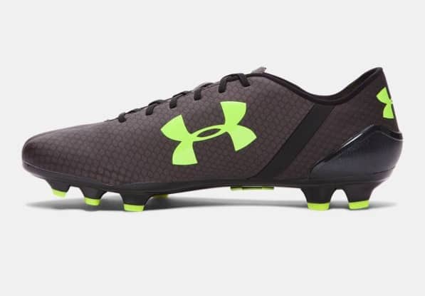 chaussures under armour rugby