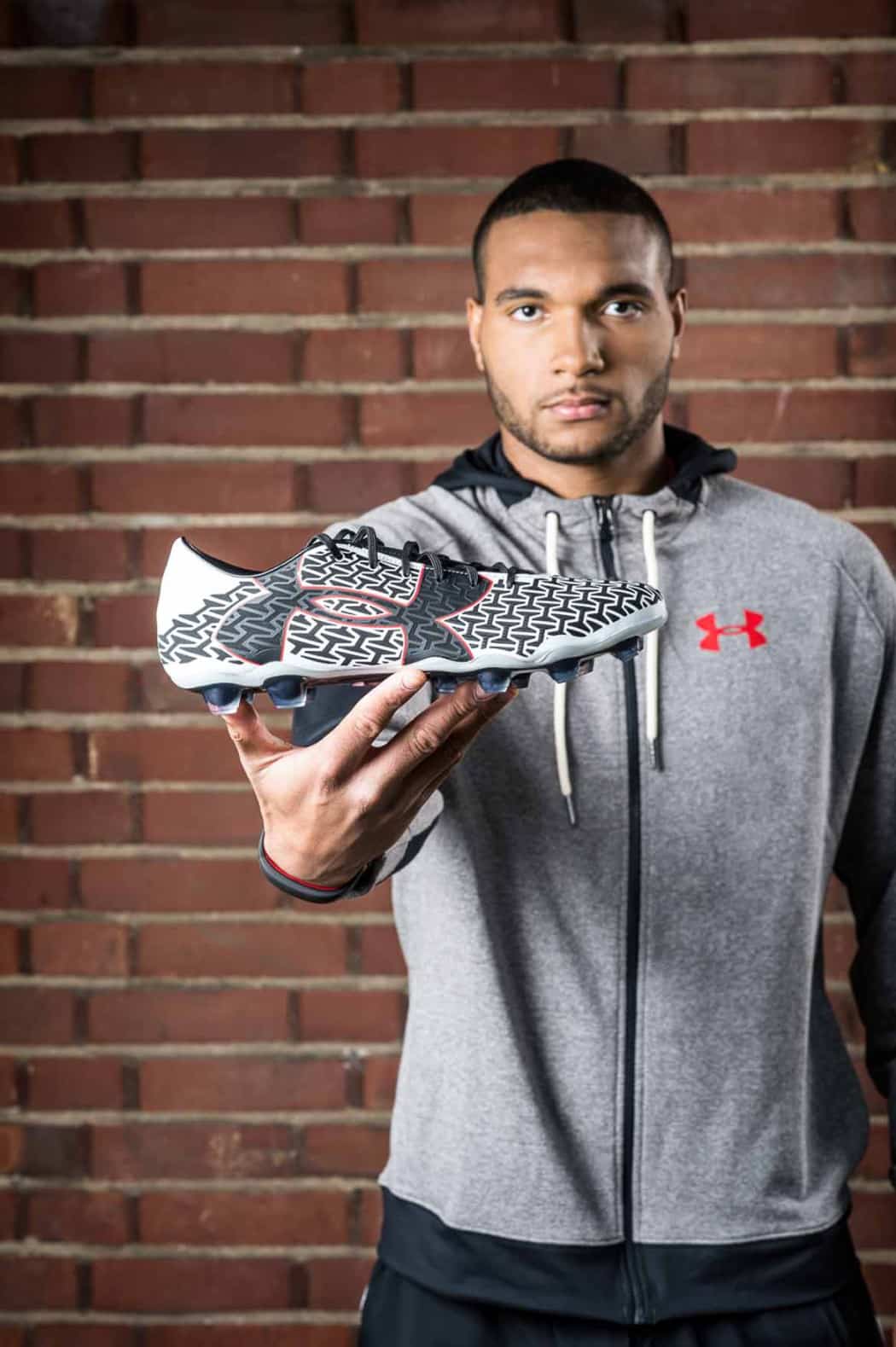 Jonathan Tah rejoint Under Armour - footpack.
