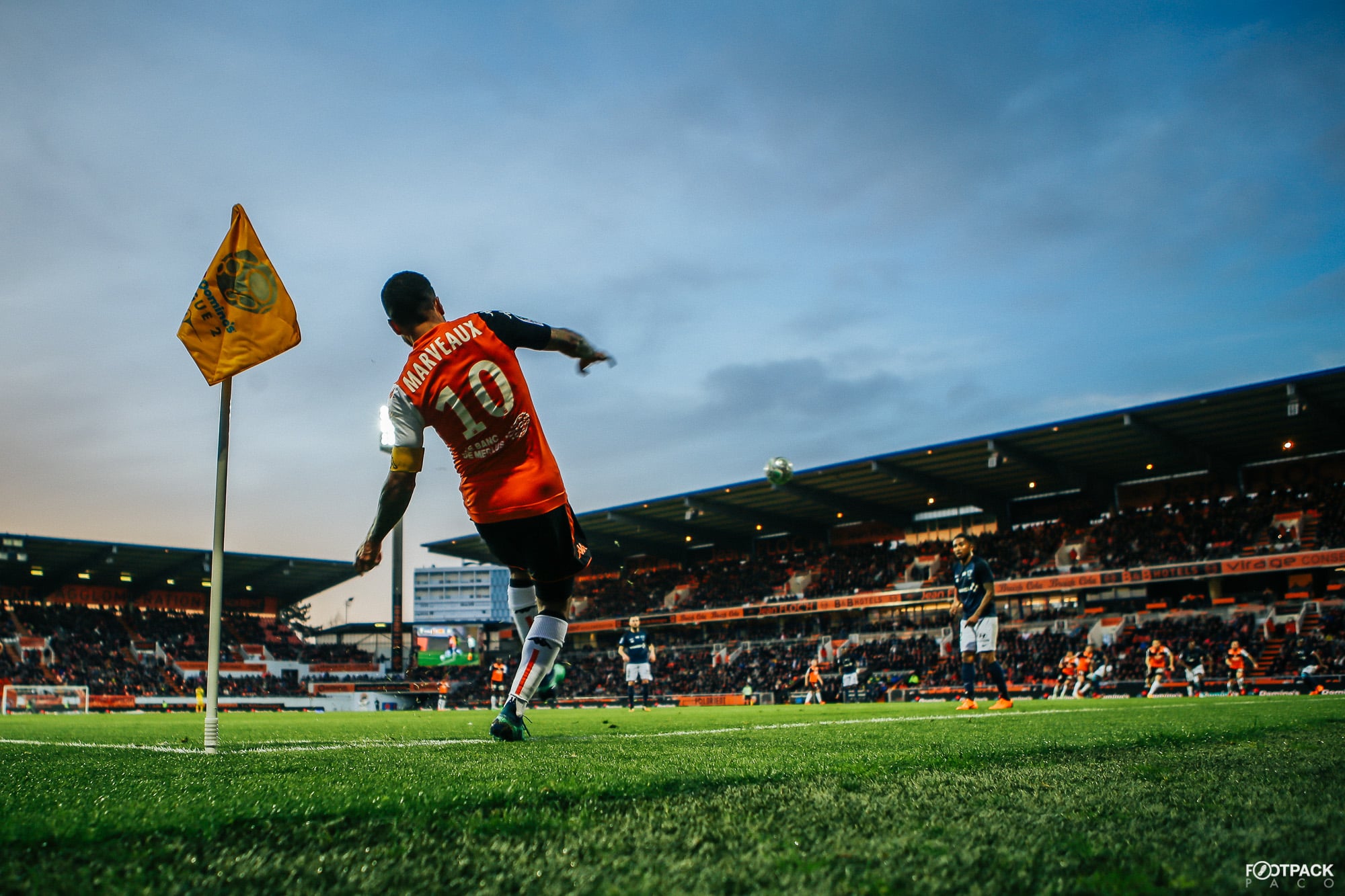 Au Stade - FC Lorient/Paris FC (32ème journée de Ligue 2)