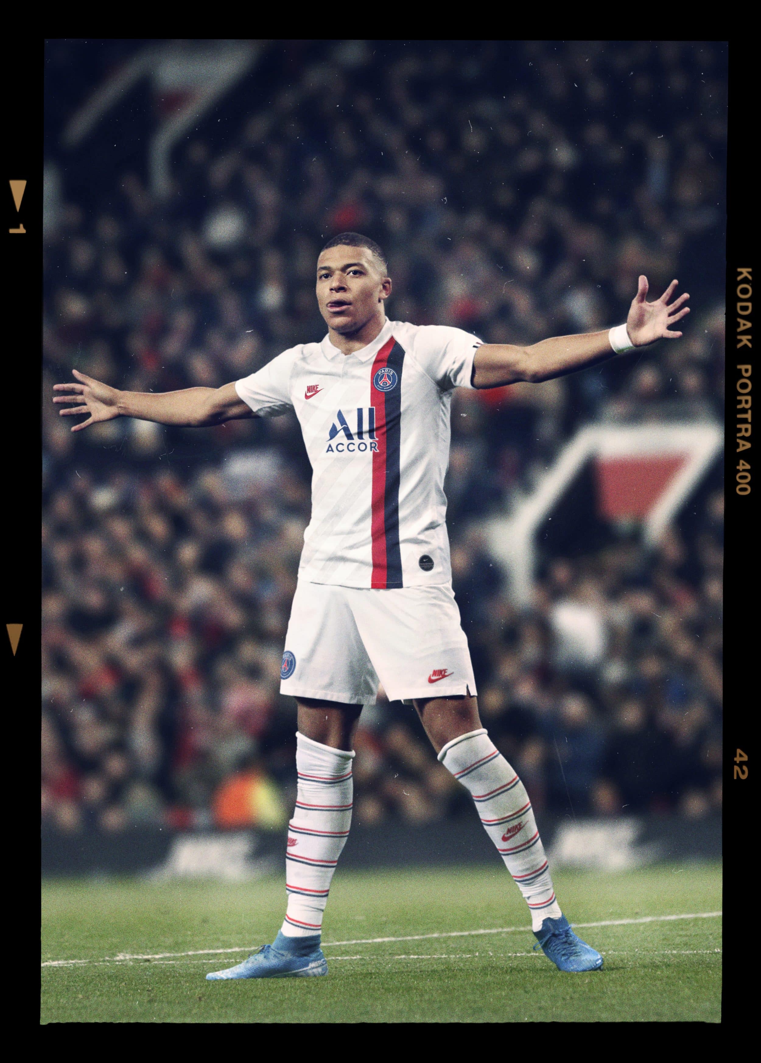 Le Paris Saint-Germain et Nike dévoilent le maillot third 2019-2020