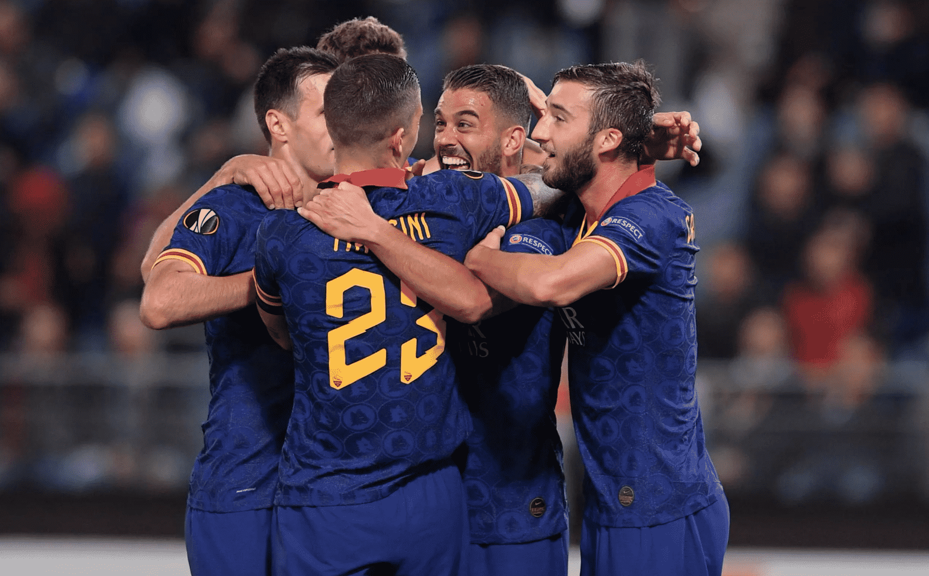 Quand le règlement de l'UEFA fait changer le maillot third de la Roma