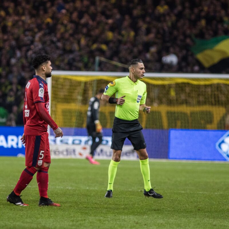 Karim Abed, arbitre de Ligue 1, vide son sac pour Footpack
