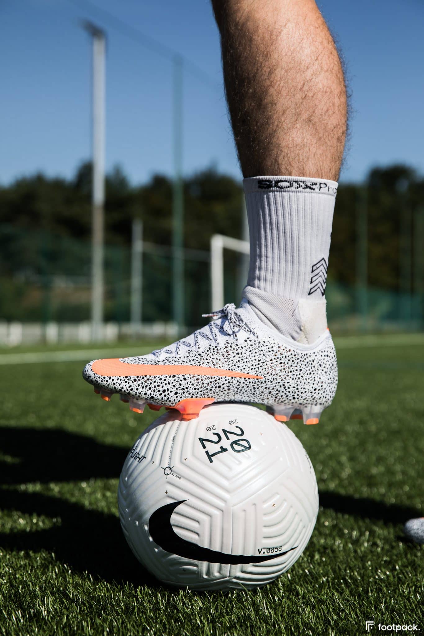 Que vaut le nouveau ballon Nike Flight Ball ? - footpack.