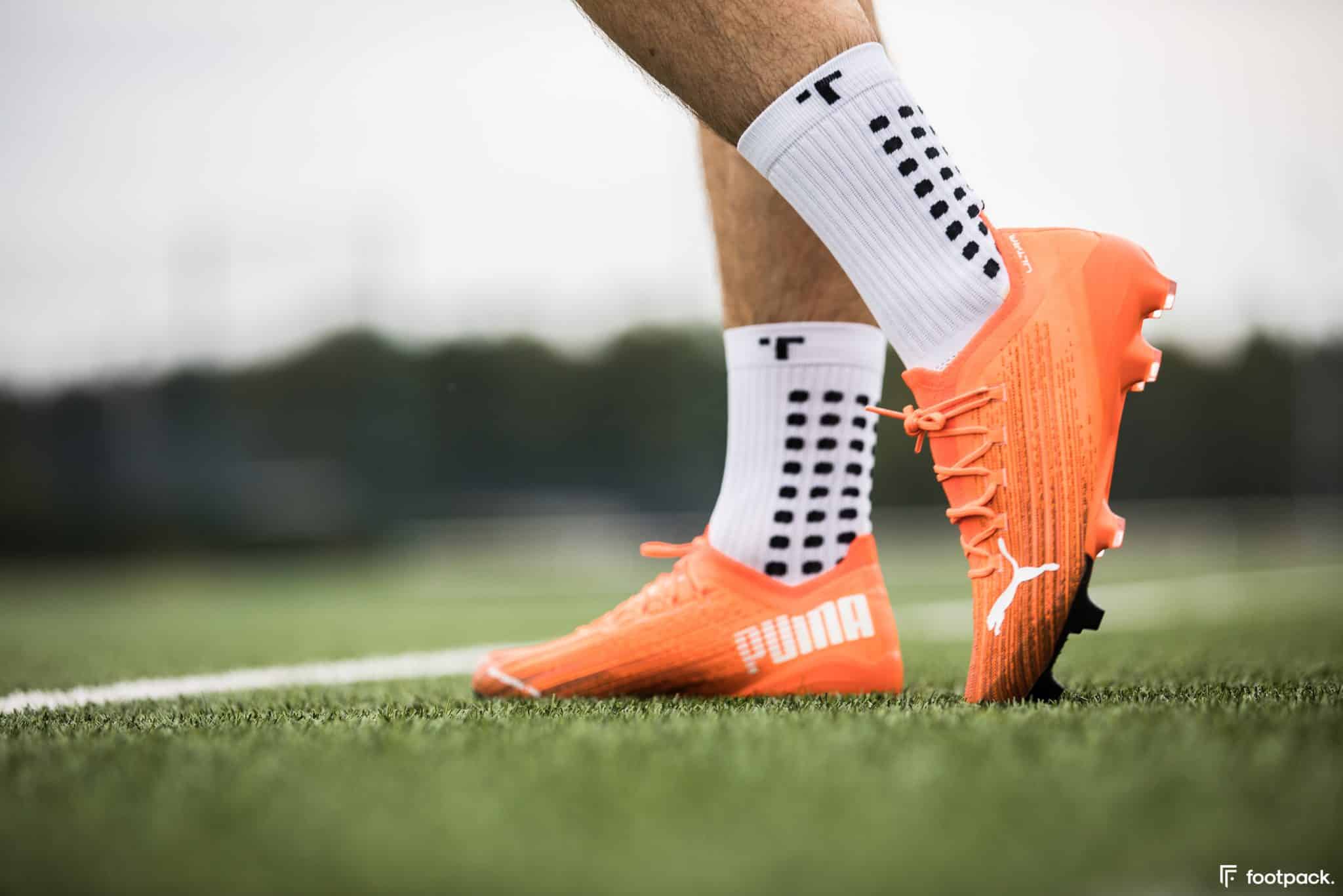 Quelles chaussures de foot pour un défenseur ? - footpack.