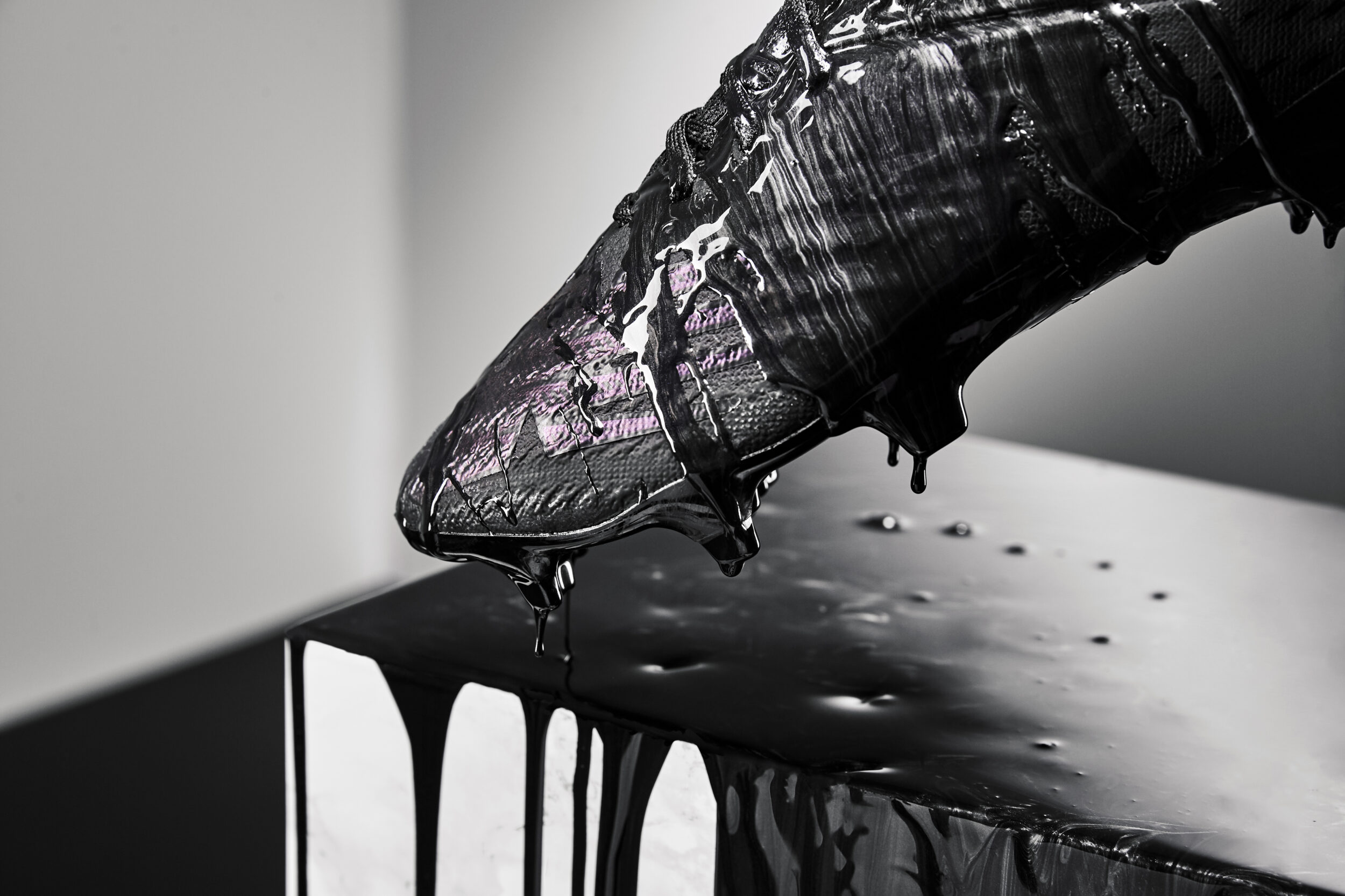 New Balance présente le "Dark Ink Pack"