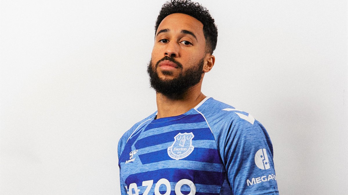 Un maillot pré-match en hommage aux USA pour Everton