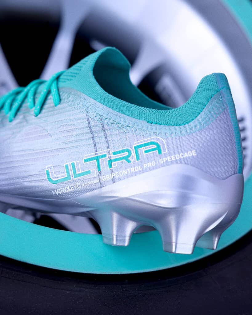 PUMA et Mercedes imaginent une paire de Ultra en édition limitée