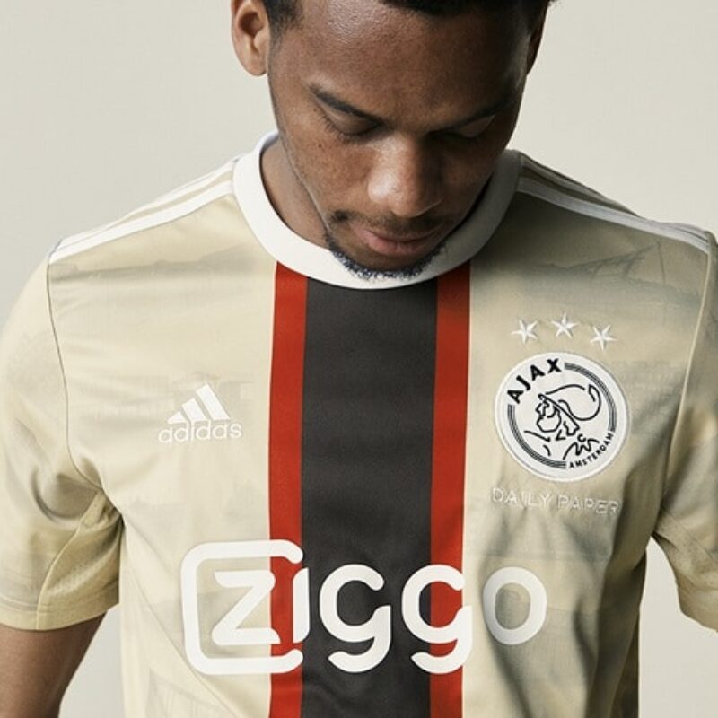 Un maillot en collab avec Daily Paper pour l’Ajax Amsterdam