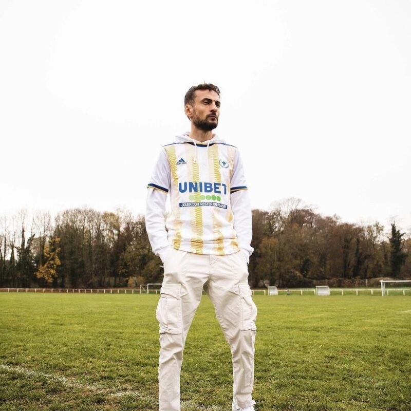 Un nouveau maillot domicile pour le Vinsky FC - footpack.