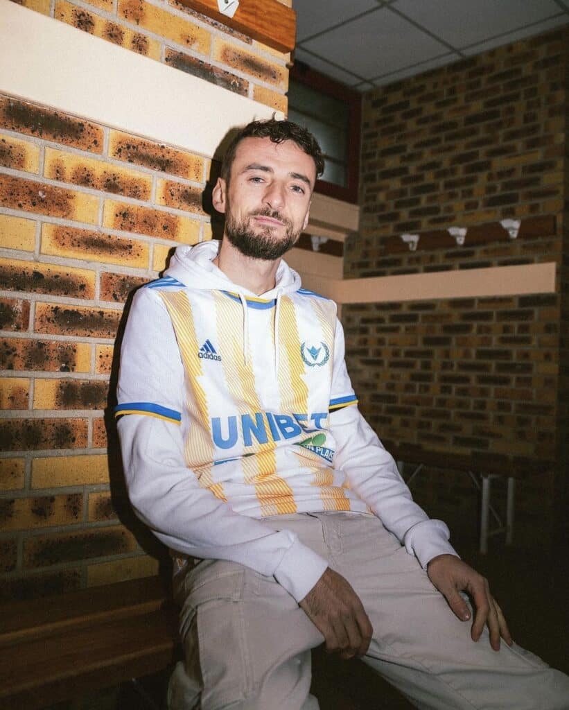 Un nouveau maillot domicile pour le Vinsky FC - footpack.