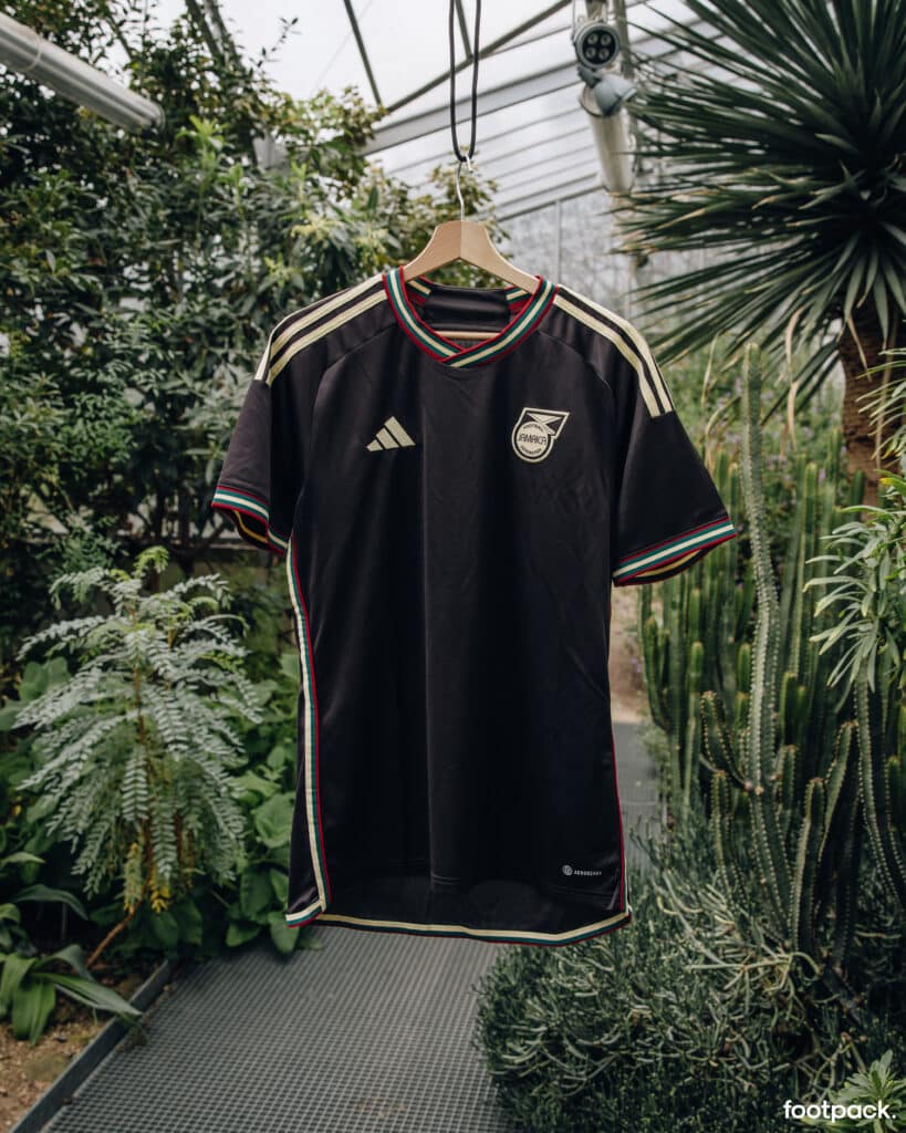 Coupe du Monde féminine : adidas dévoile ses maillots extérieurs