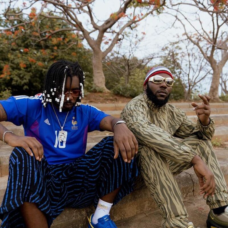 Teezee, ce rappeur nigérian fan de maillots de foot