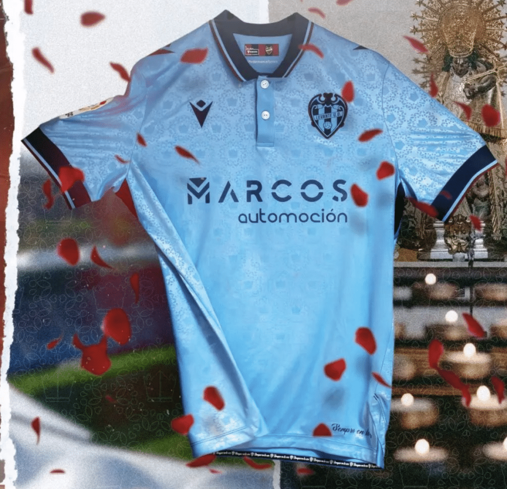 Levante dévoile un maillot third original