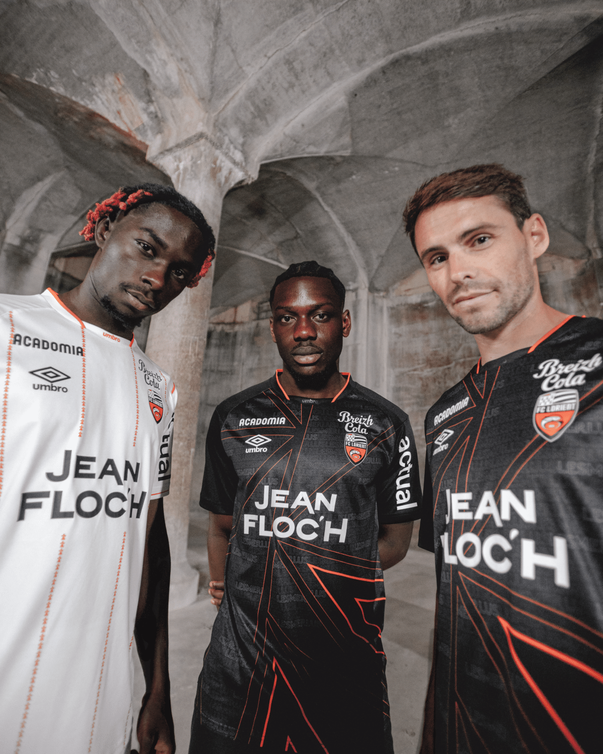 Lorient : les maillots extérieur et third 23-24, dévoilés par Umbro
