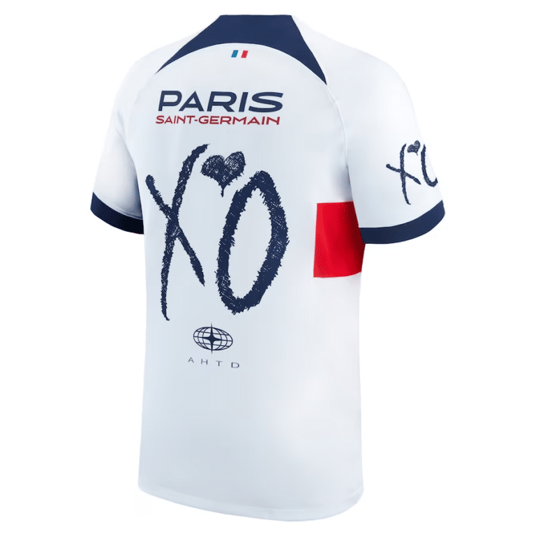 Un maillot du PSG en collaboration avec XO et The Weeknd