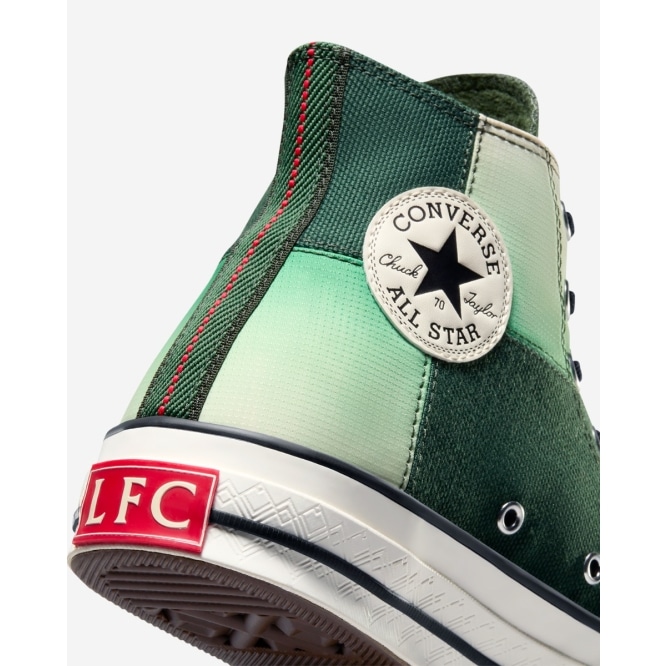 Liverpool sort une collaboration lifestyle avec Converse