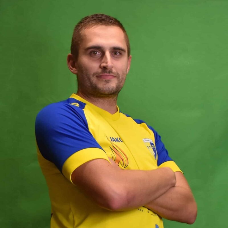 Loris Violi | Auteur footpack.