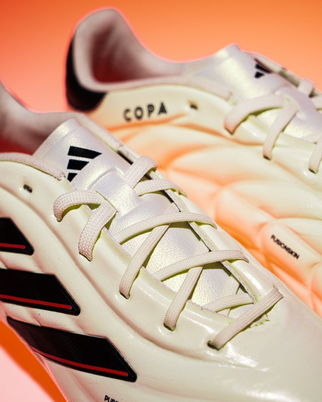 Crampons adidas : le pack Solar Energy dévoilé avec la Predator