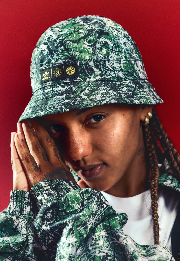 Man Utd et The Stone Roses dévoilent une collection inédite