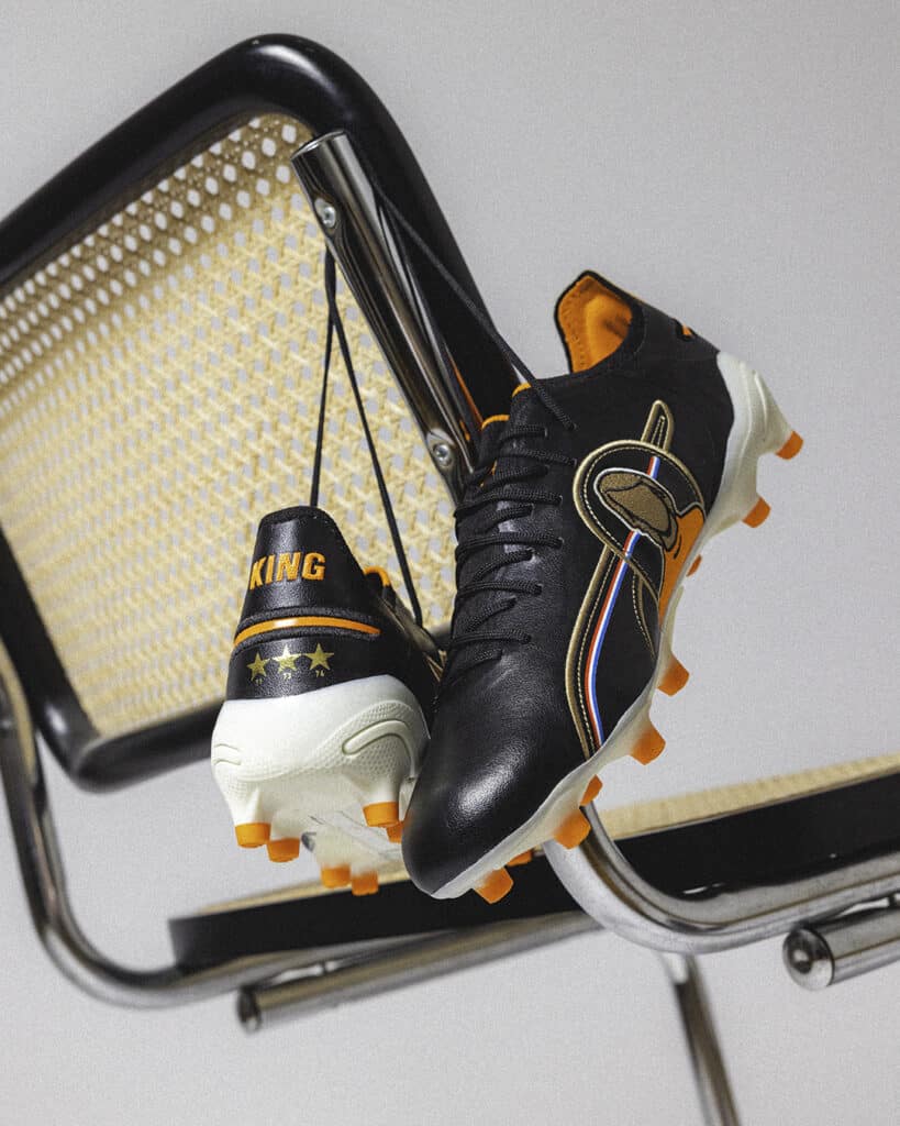 PUMA rend hommage à Cruyff et Pelé avec sa King