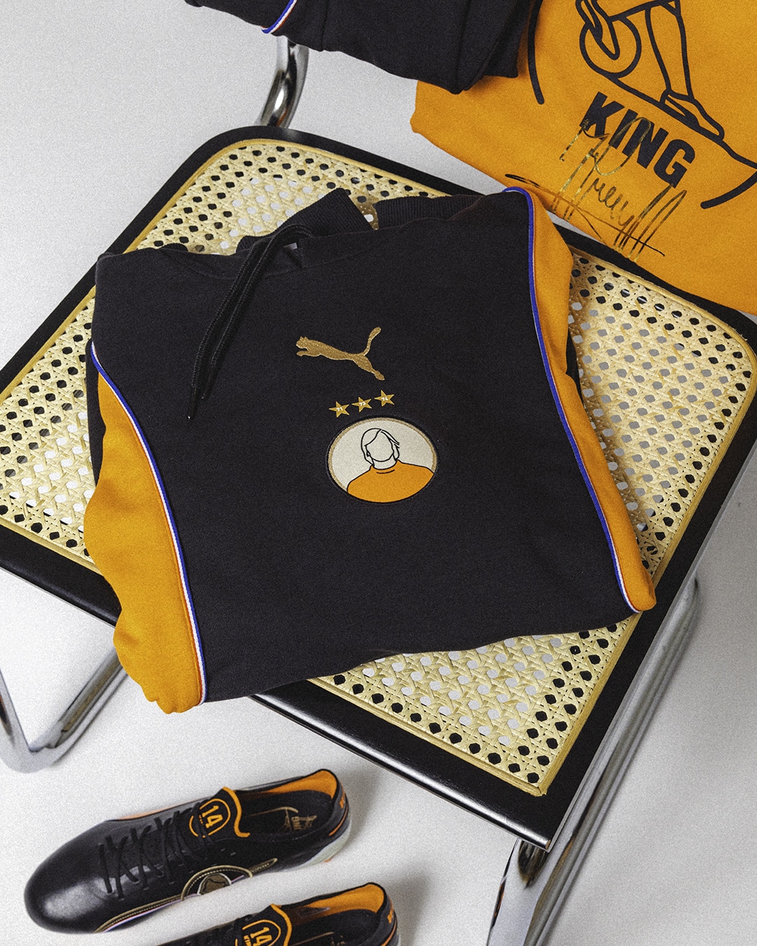 PUMA rend hommage à Cruyff et Pelé avec sa King