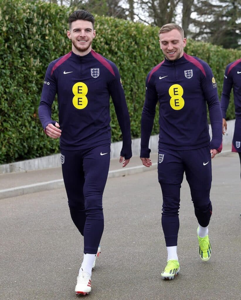 Une paire spéciale pour la 50e sélection de Declan Rice