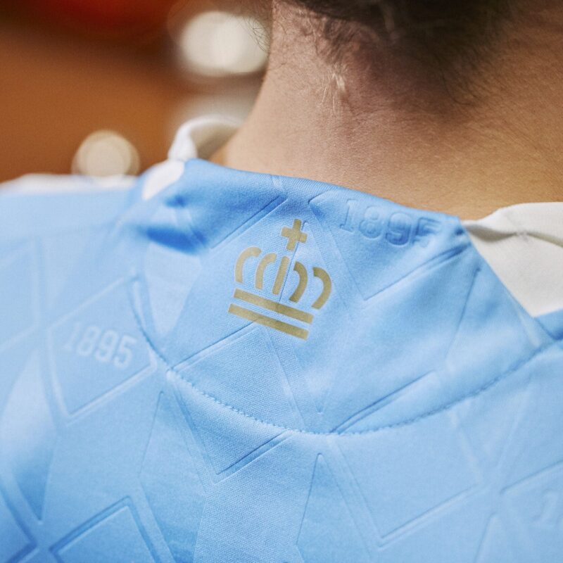 Un maillot de la Belgique en hommage à Tintin