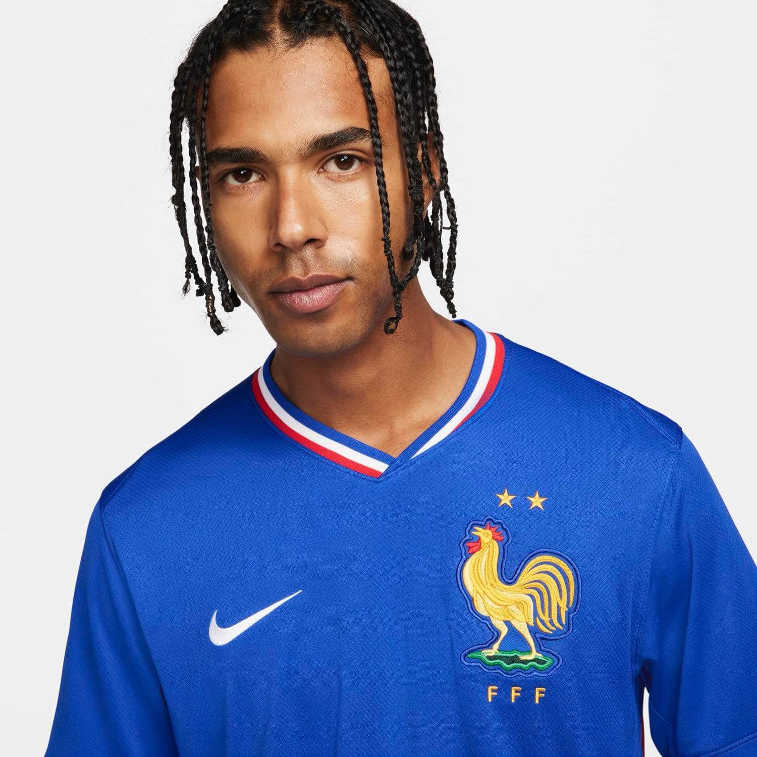 Équipe de France : voici le nouveau maillot 2024 des Bleus