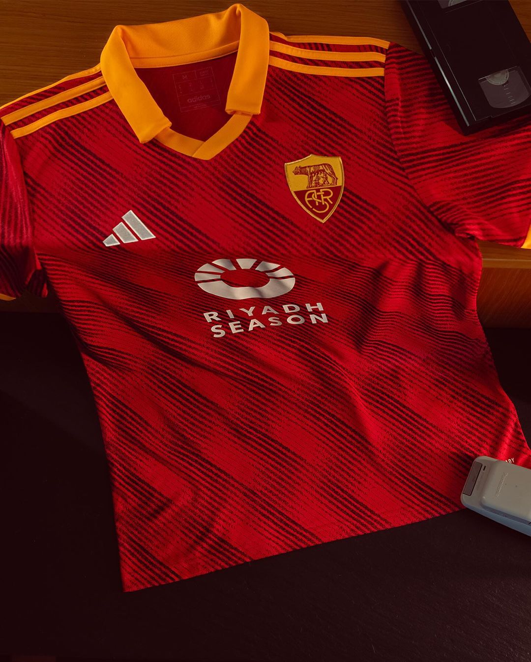 AS Roma : un maillot fourth vintage