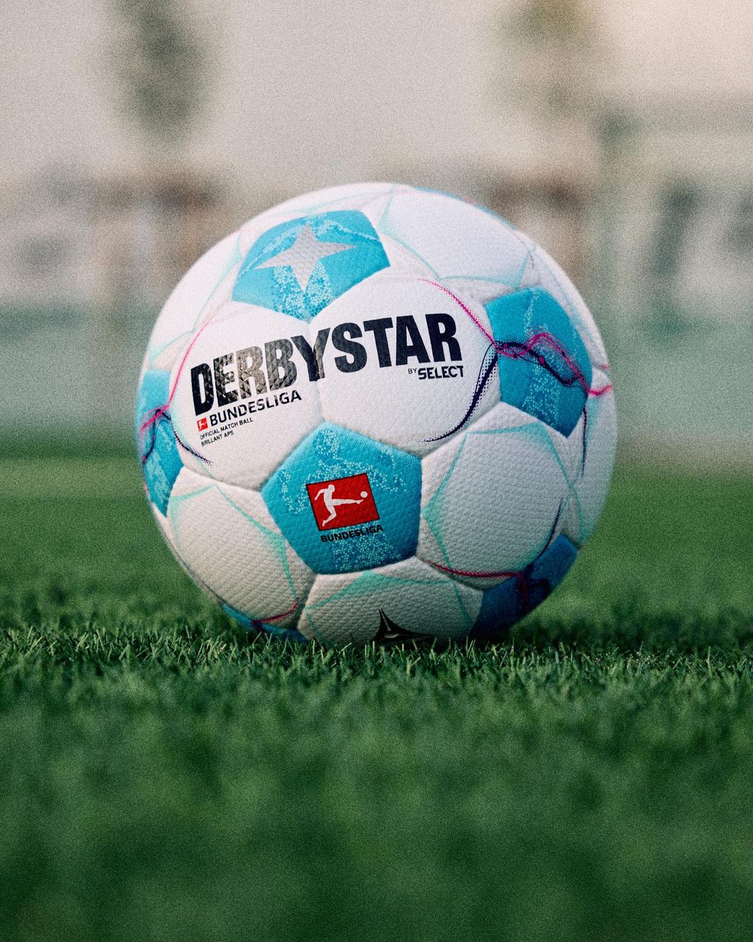 Le ballon de la Bundesliga 2024/25, dévoilé par Derbystar
