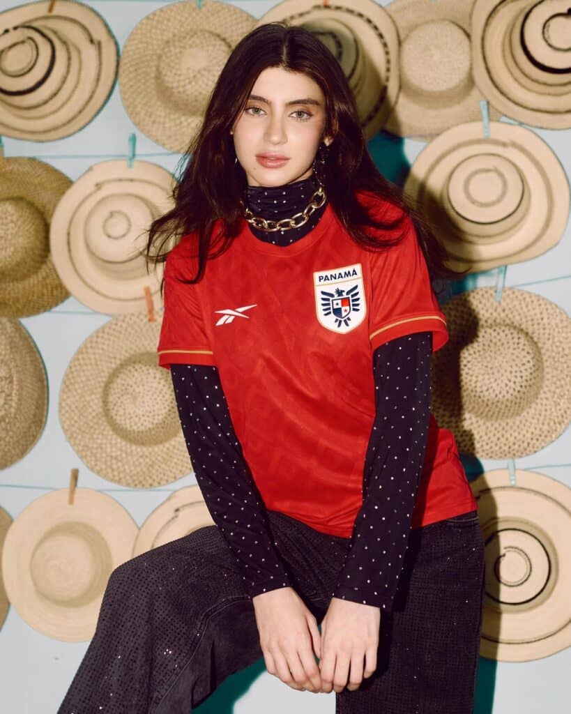 Reebok marque son retour avec les nouveaux maillots du Panama