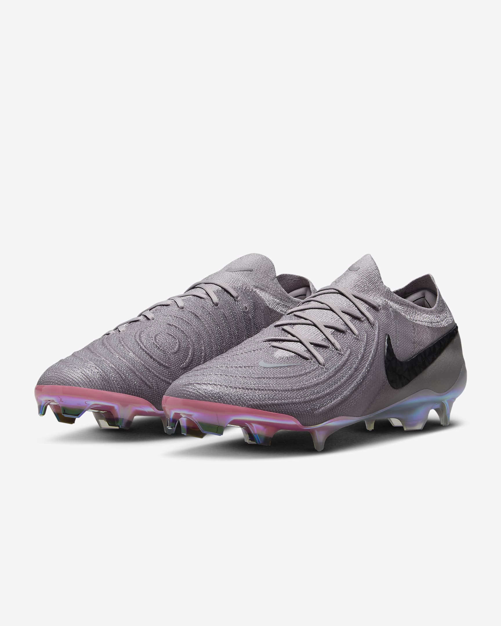 Crampons Nike : un coloris entièrement gris, le "Rising Gem"