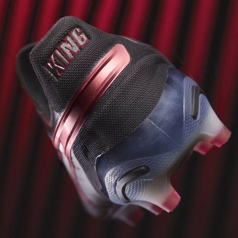 La PUMA King se dévoile dans une toute nouvelle génération