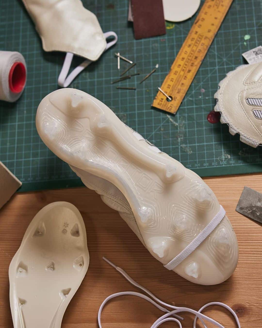 adidas dévoile encore une Predator Mania en édition limitée