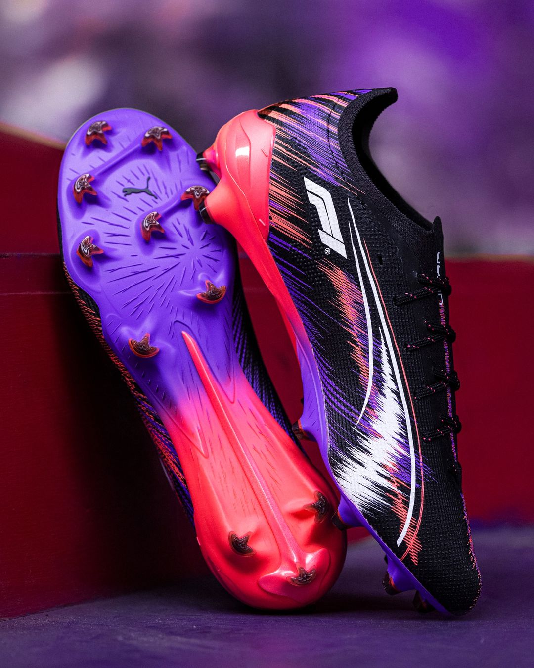 Crampons PUMA : une Ultra inspirée du GP de F1 de Las Vegas