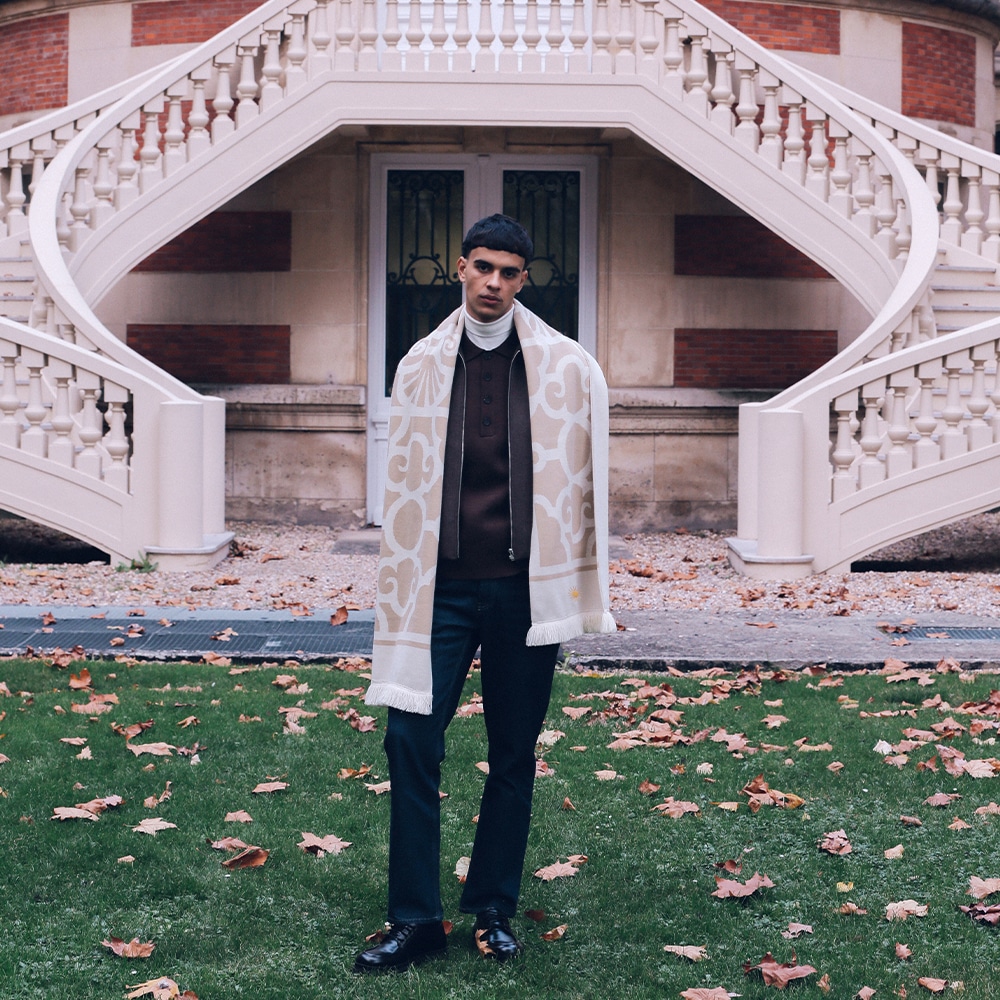 Des écharpes XXL en collaboration avec le FC Versailles