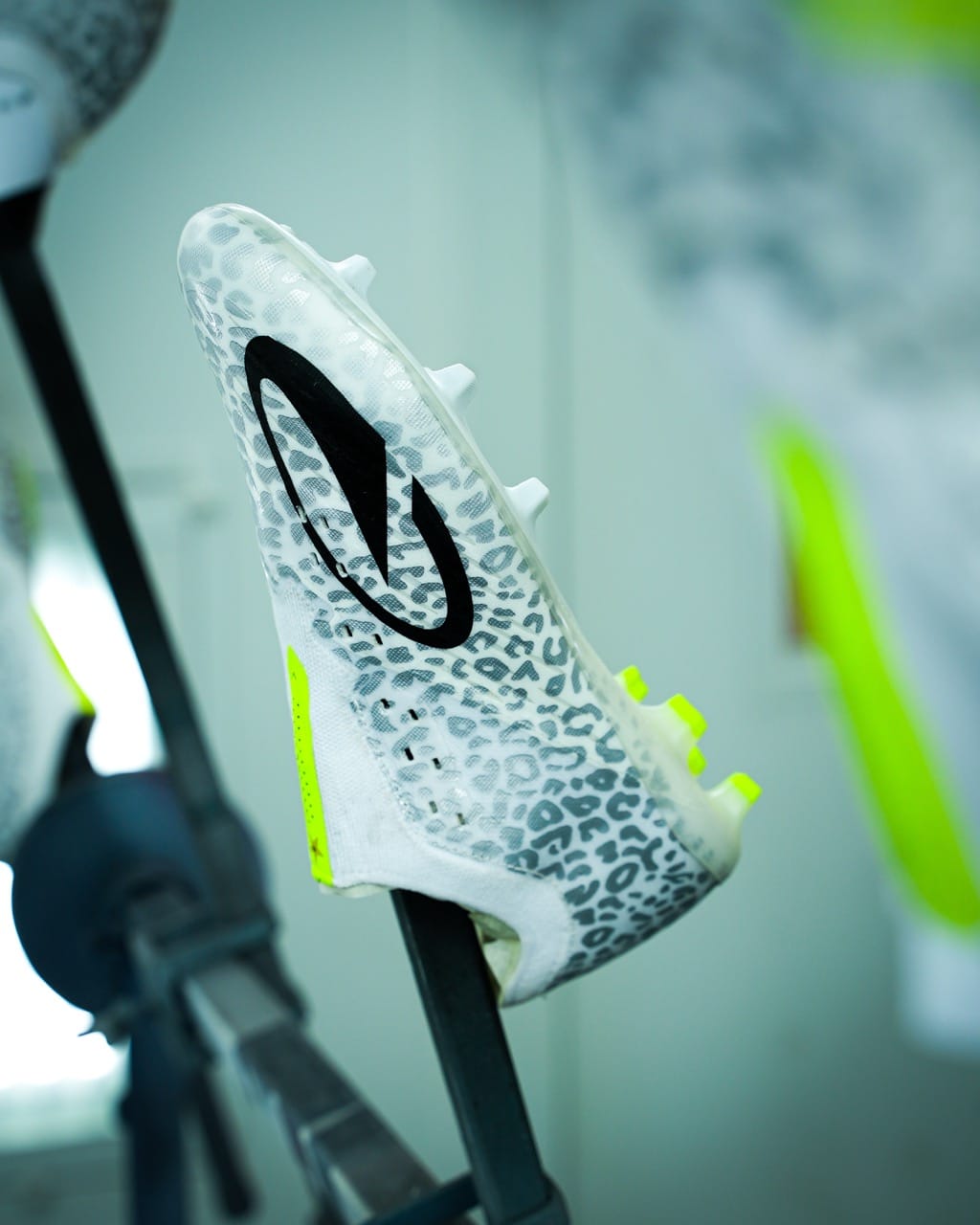Chez Décathlon, Antoine Griezmann portera des crampons à 80€