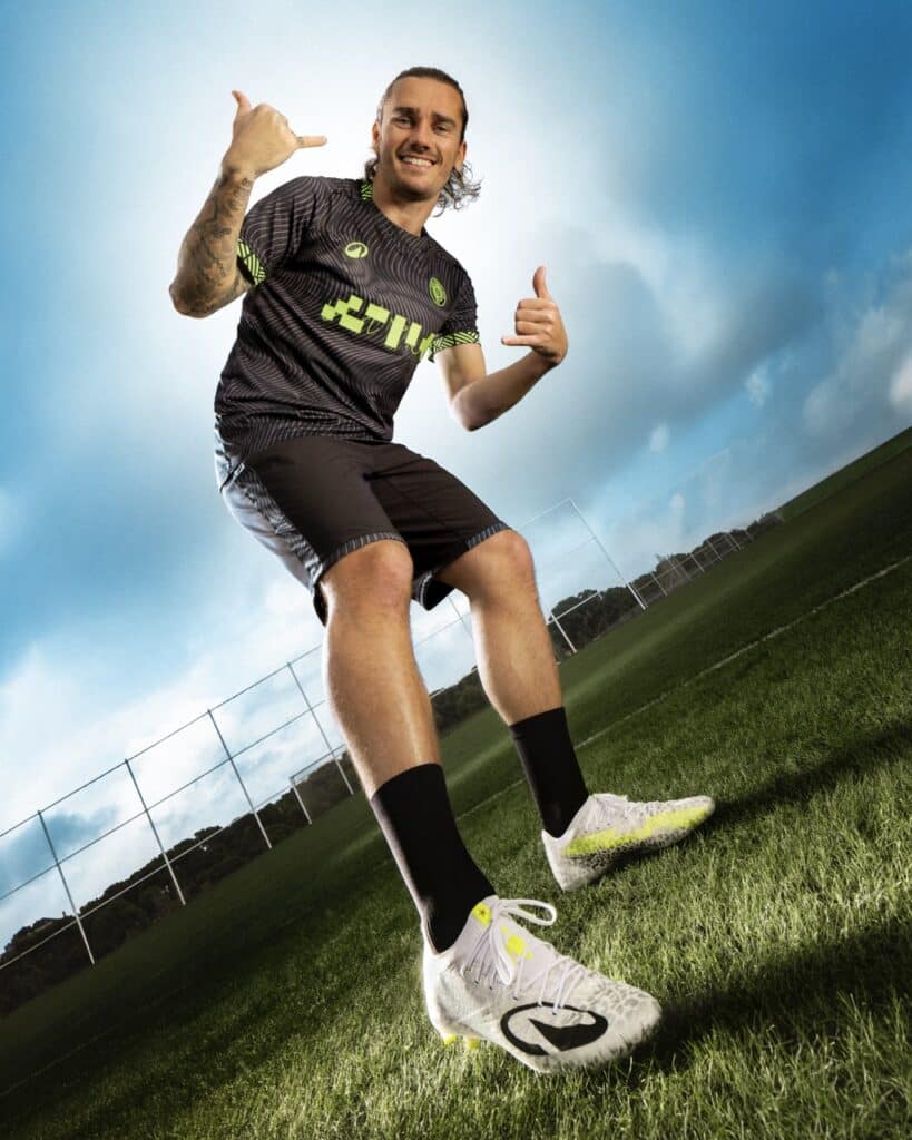 Chez Décathlon, Antoine Griezmann portera des crampons à 80€