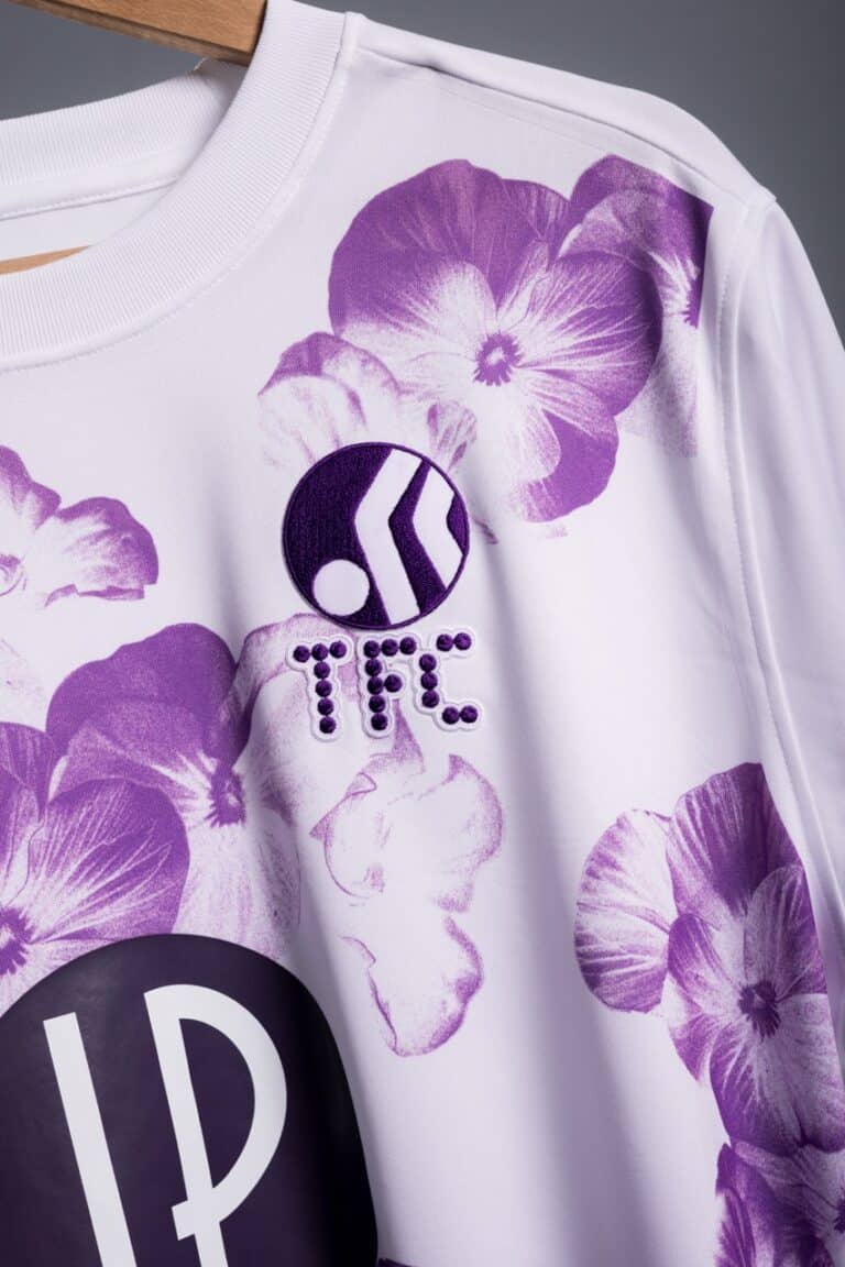 Maillot TFC : Visionnaire, la marque de BigFlo & Oli est de retour
