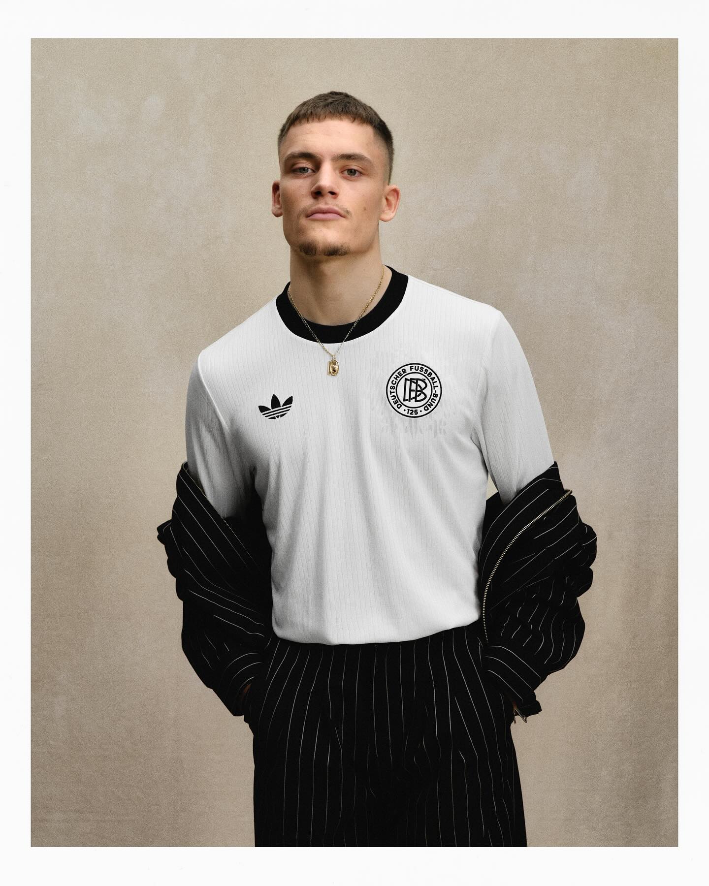 Un maillot rétro pour les 125 ans de la Fédération Allemande