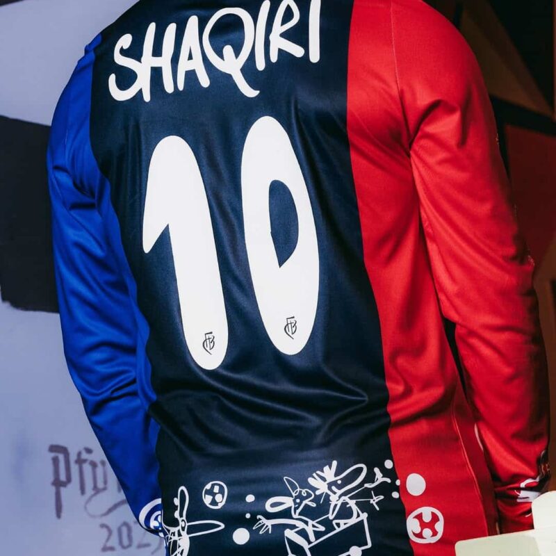 Le FC Bâle dévoile son maillot en hommage au carnaval de Bâle