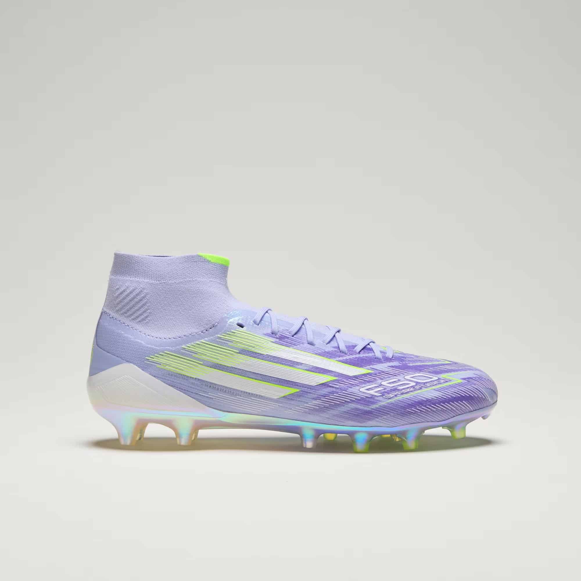 F50 Sparkfusion : adidas dévoile sa chaussure 100% féminine