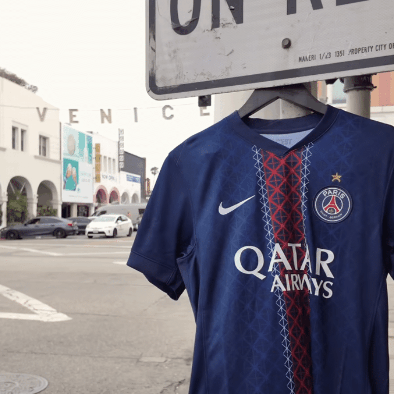 Une étoile sur le maillot du PSG pour la CDM mais pas en rayon