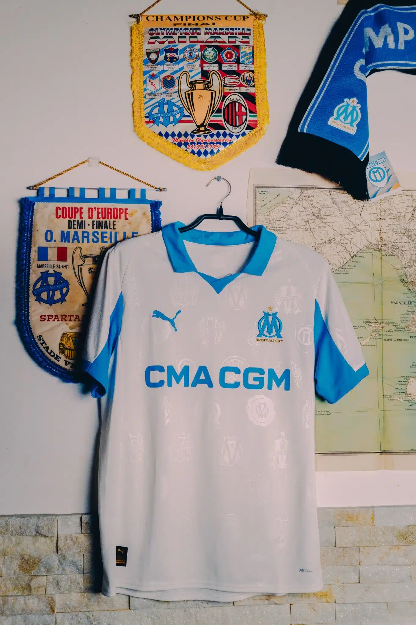 PUMA dévoile un maillot de l’OM 2025-2026 aux accents vintage