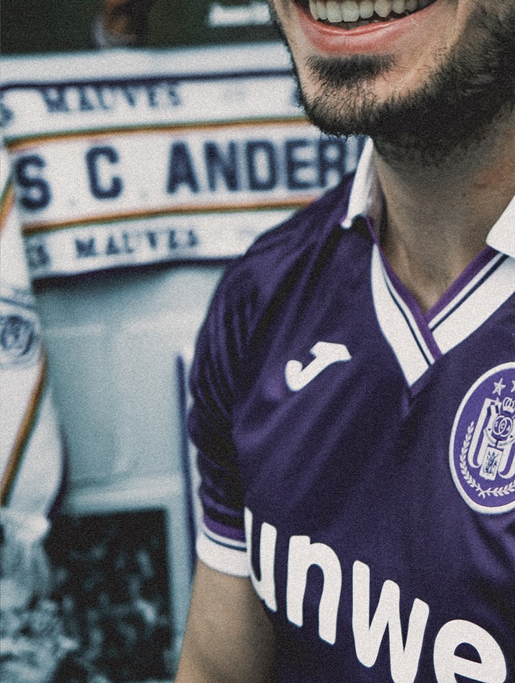 L'incroyable présentation des nouveaux maillots d'Anderlecht