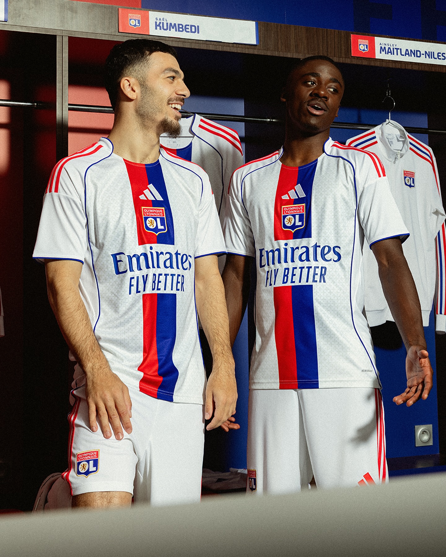 L'OL dévoile son nouveau maillot domicile