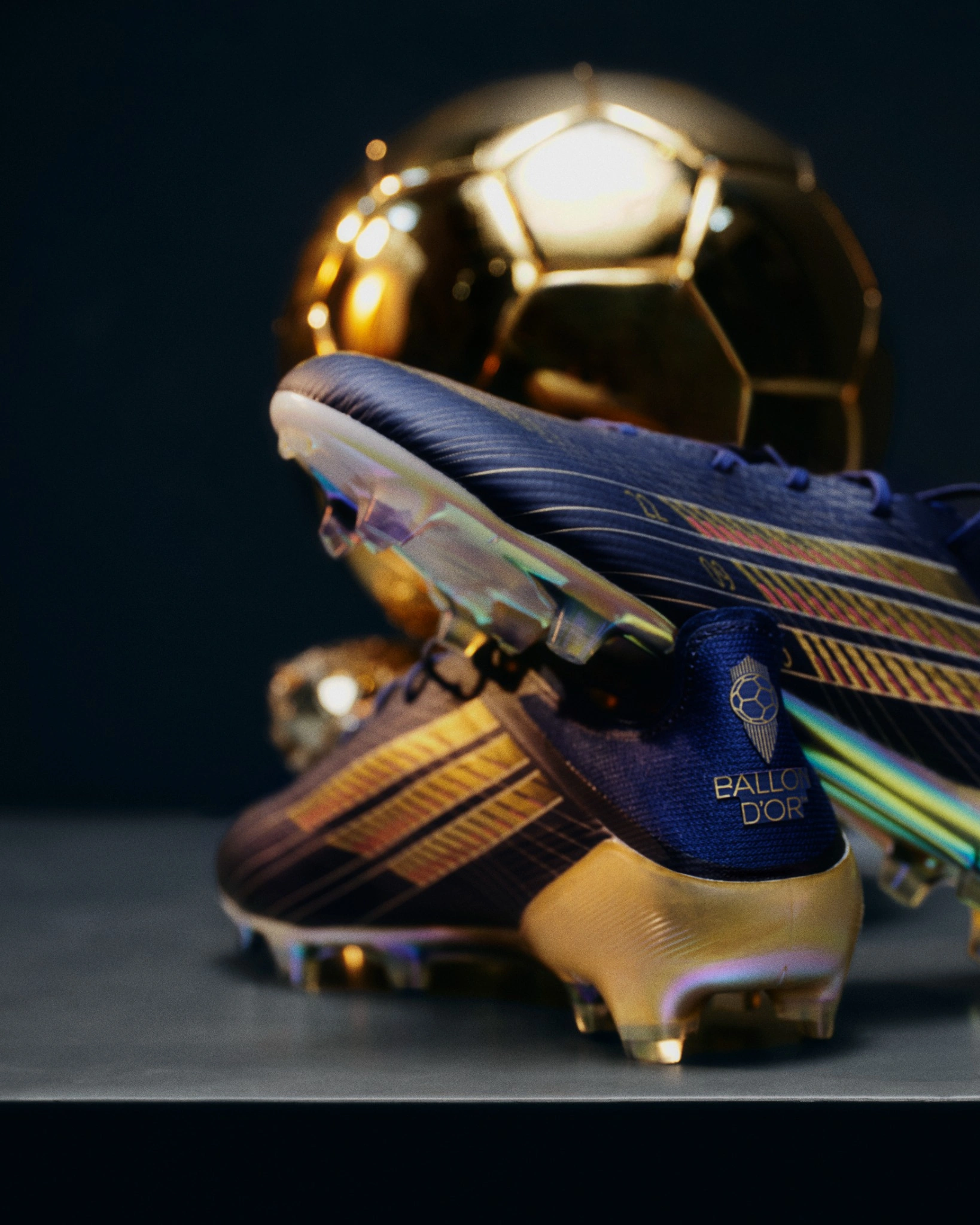 Une paire de F50 unique pour célébrer le Ballon d'Or de Dembélé